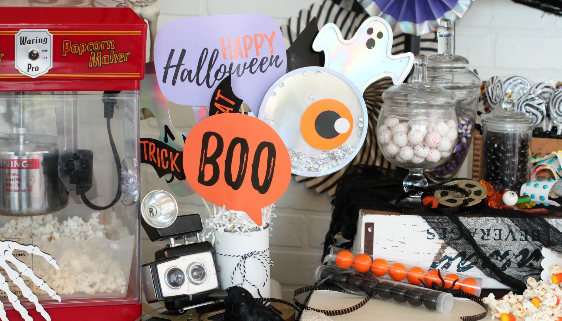 Frightfully Fun Halloween Movie Night | Fun365