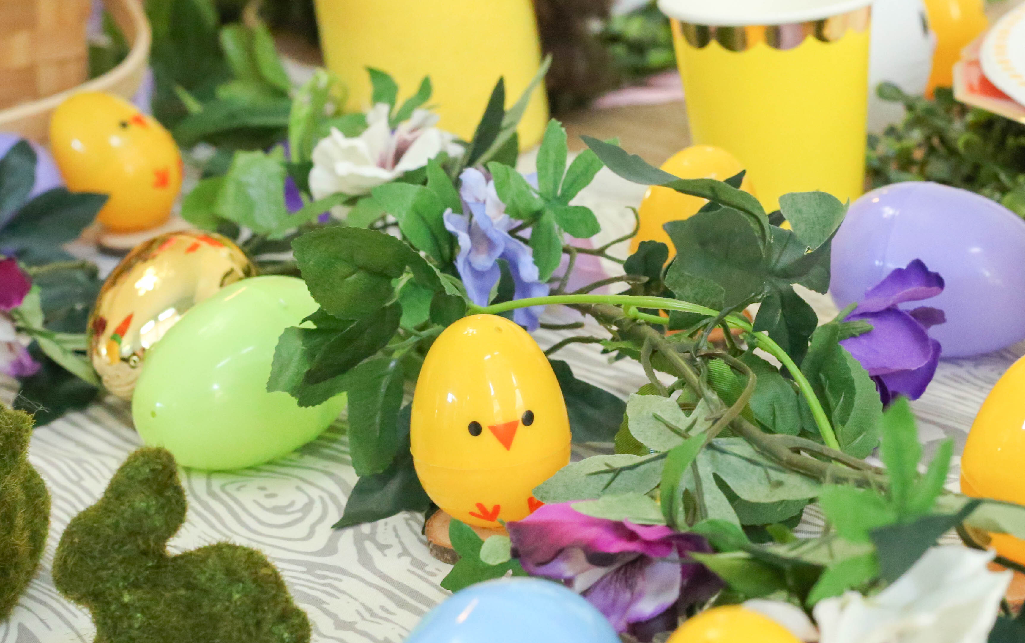 Easter Party with Carrot Hat Gnomes, Bunnies and Chicks | Fun365