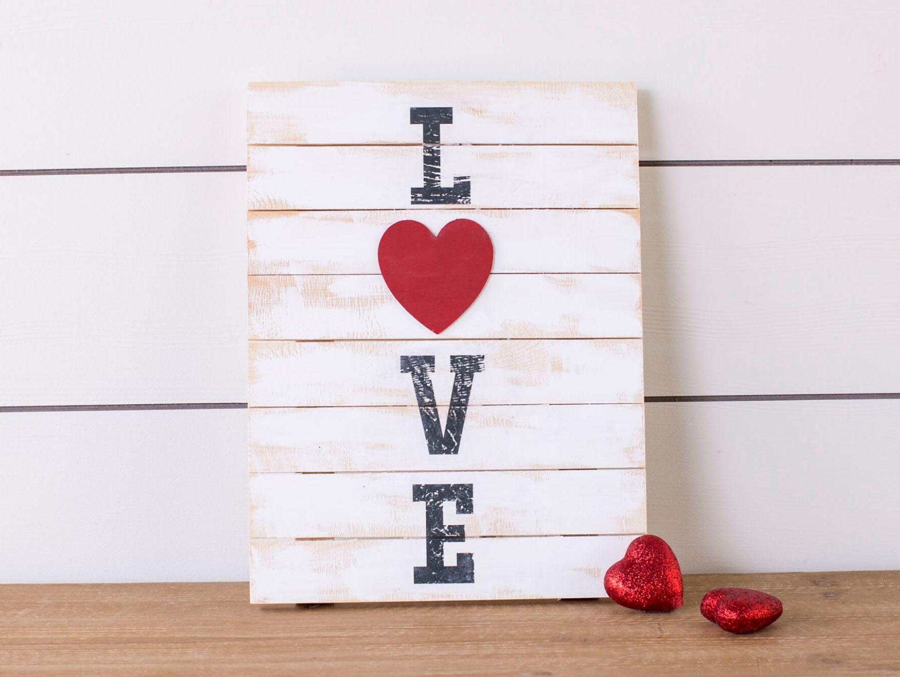 DIY LOVE Wooden Sign | Fun365