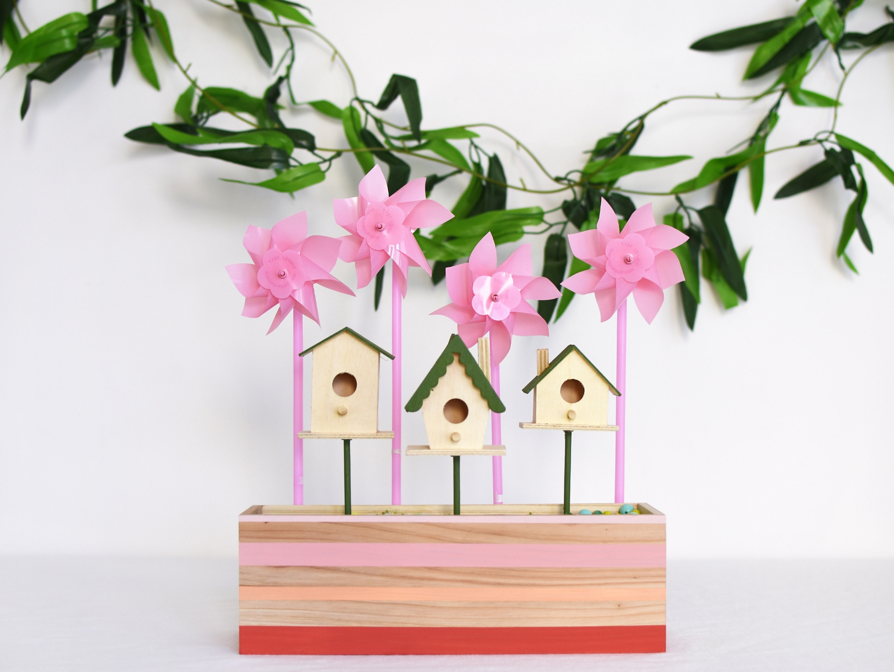 Spring DIY Birdhouse Decor | Fun365