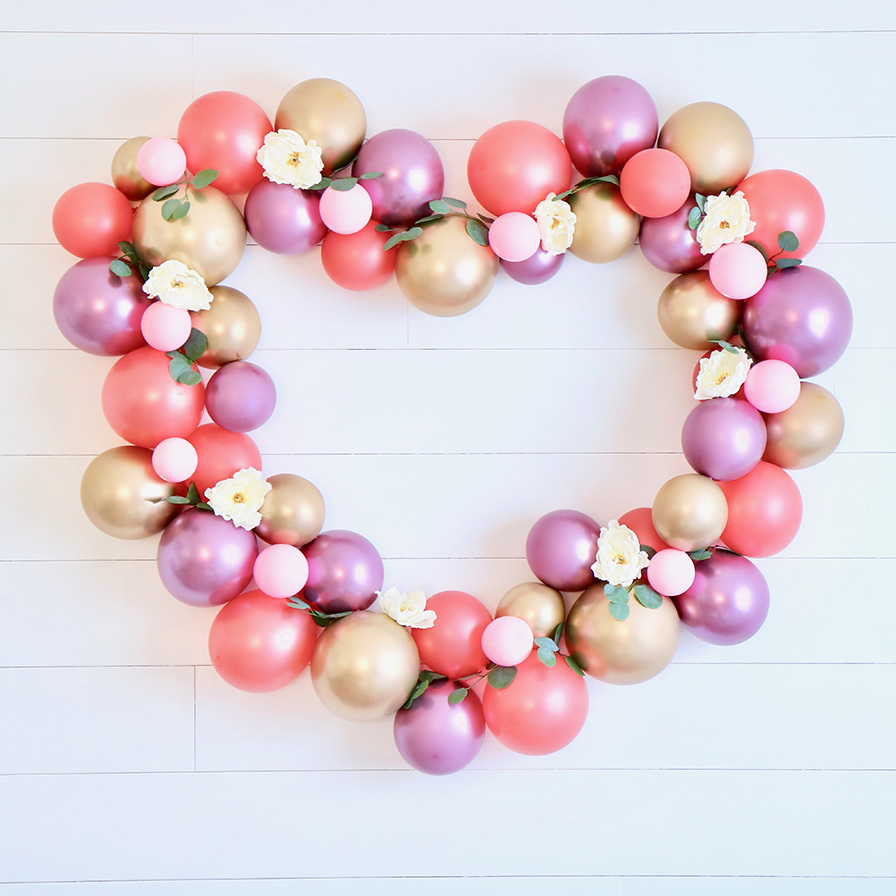 Galentine's Day Balloon Heart Backdrop | Fun365