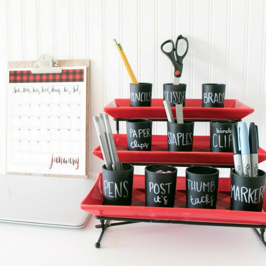 Buffalo Plaid Office Organizing with Printable Calendar | Fun365