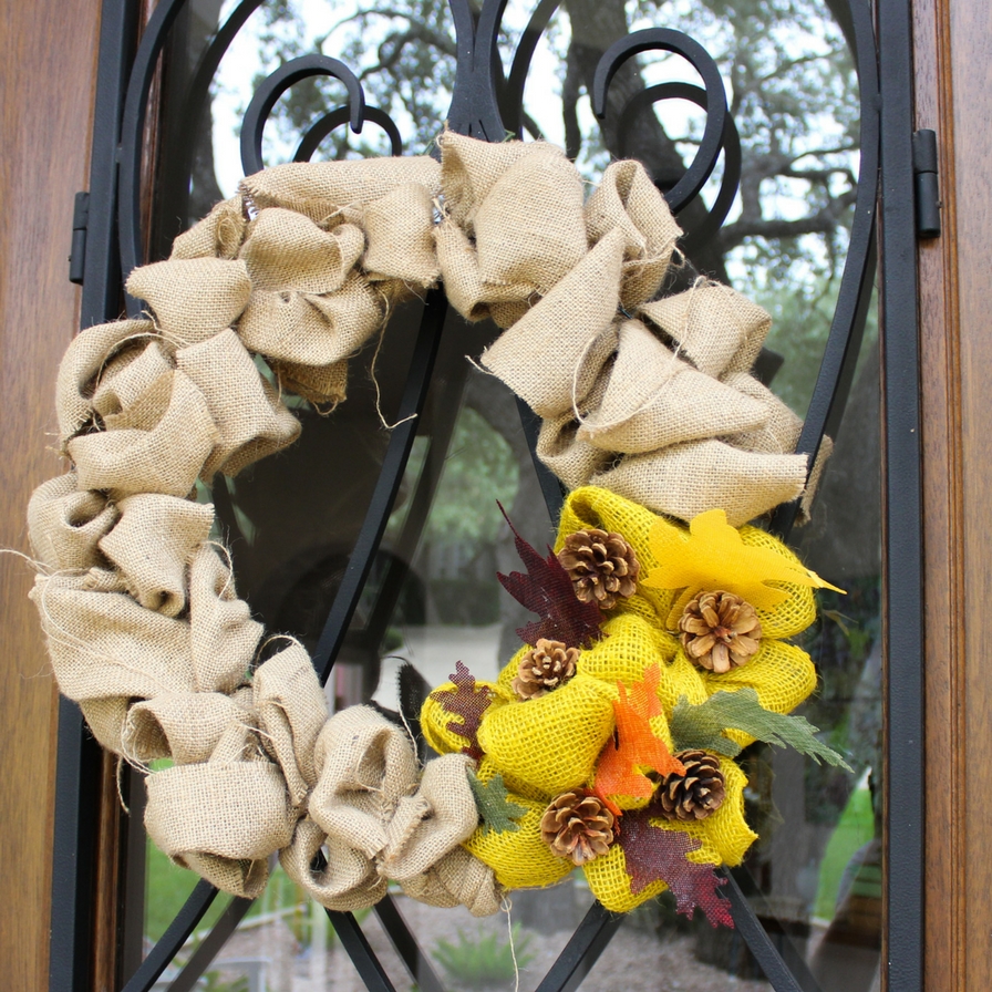 DIY Fall Burlap Wreath | Fun365