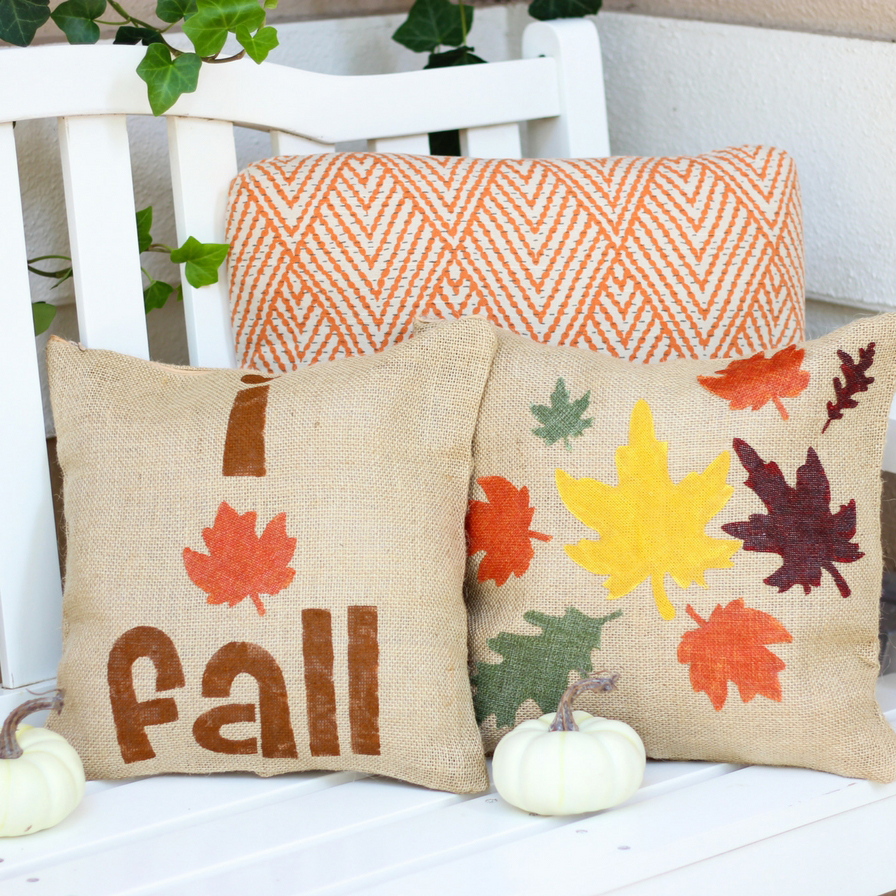 DIY Burlap Fall Leaf Pillows | Fun365