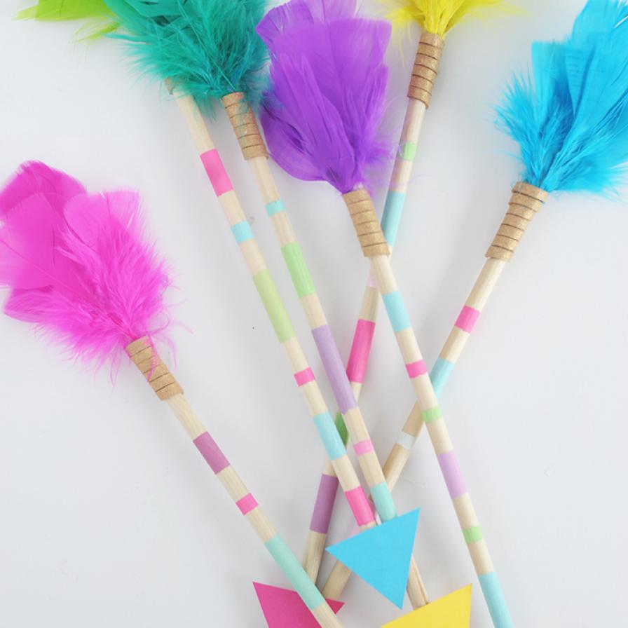 DIY Bright Feather Arrows | Fun365