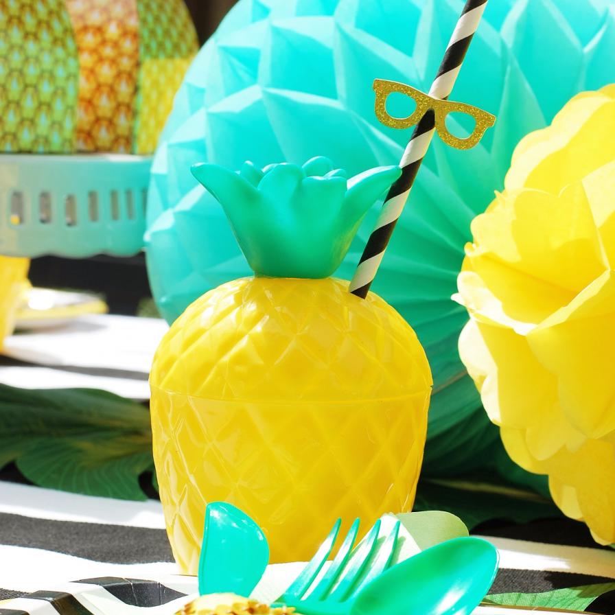 DIY Summer Straw Decor | Fun365