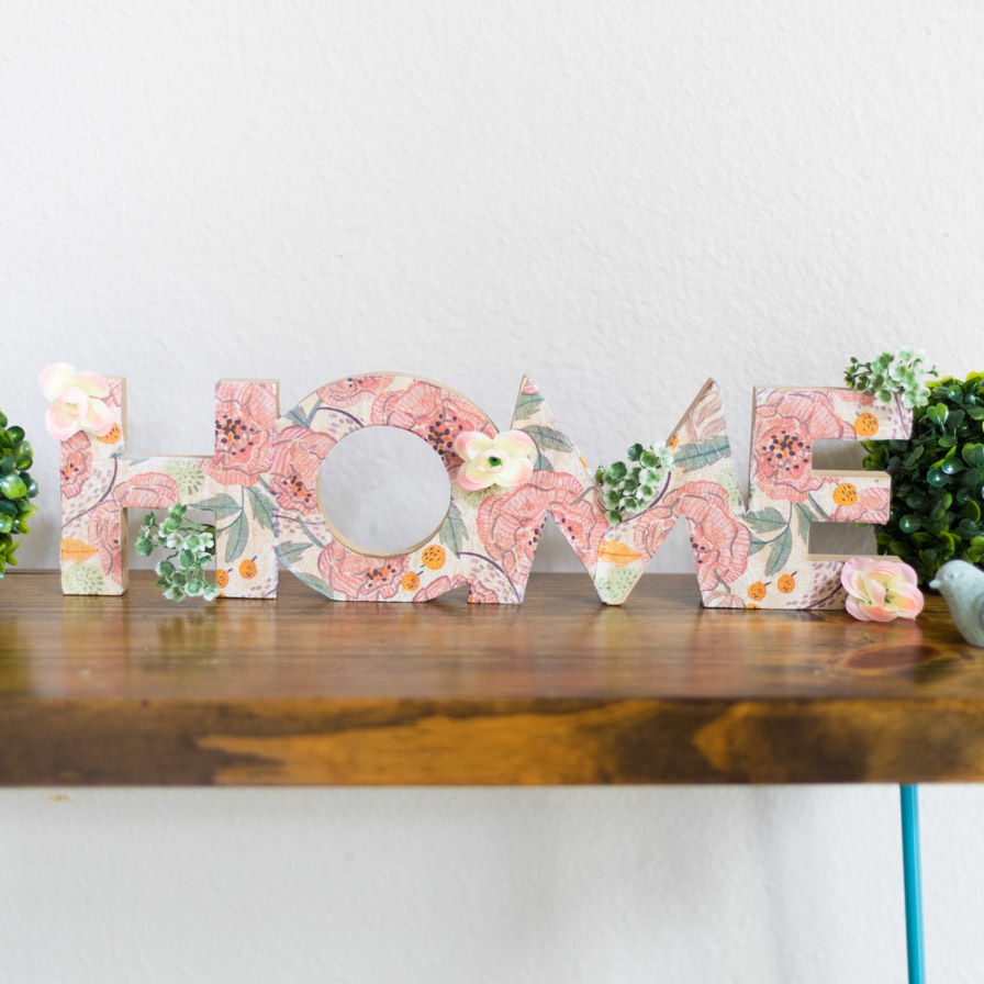 DIY Floral HOME Sign | Fun365