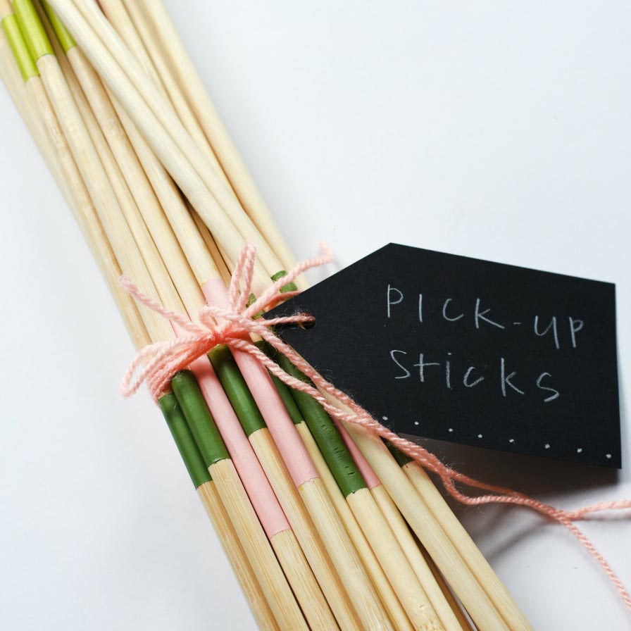Outdoor DIY Pick-Up Sticks Game | Fun365