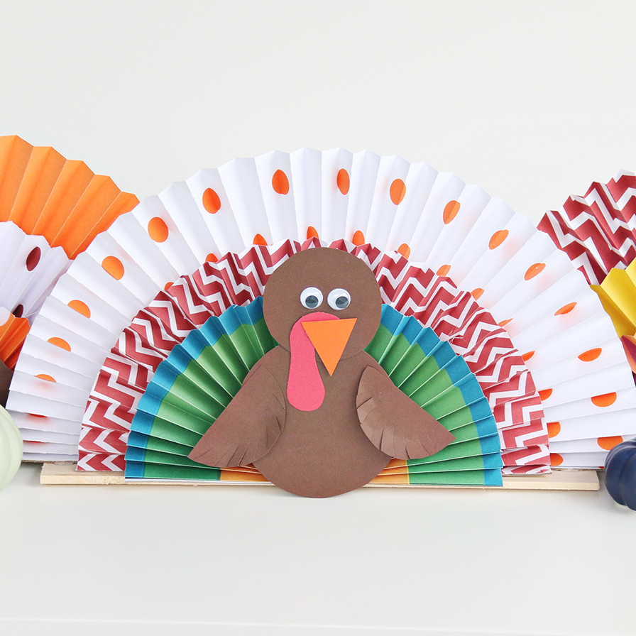 Paper Fan Turkey Craft | Fun365