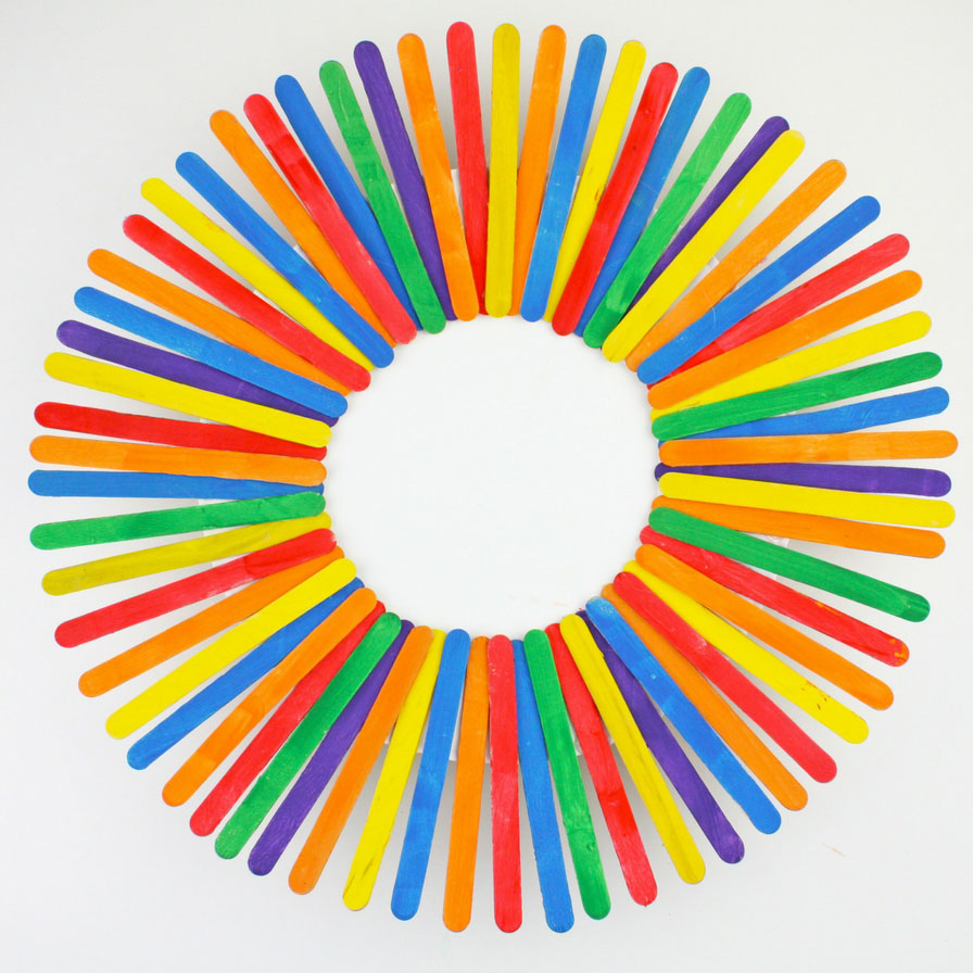 Popsicle Stick Wreath | Fun365