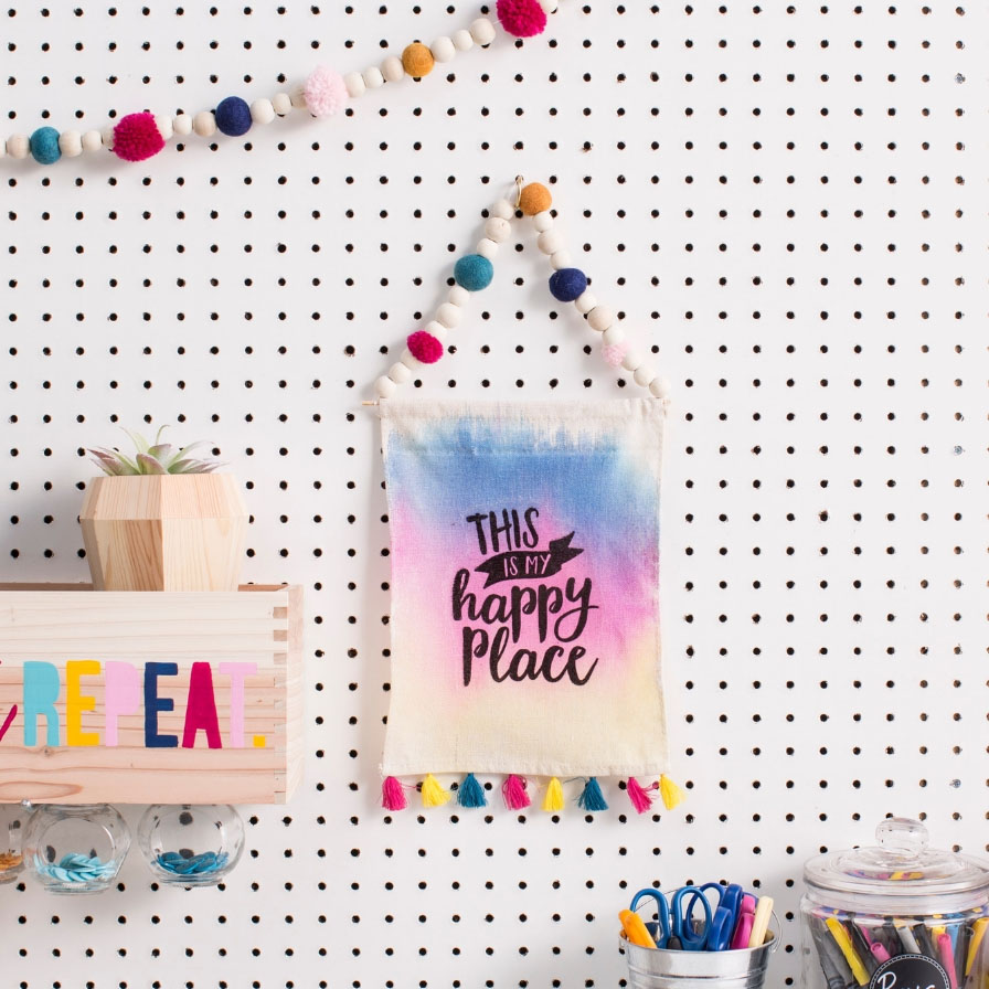 This is my Happy Place DIY Canvas Banner | Fun365