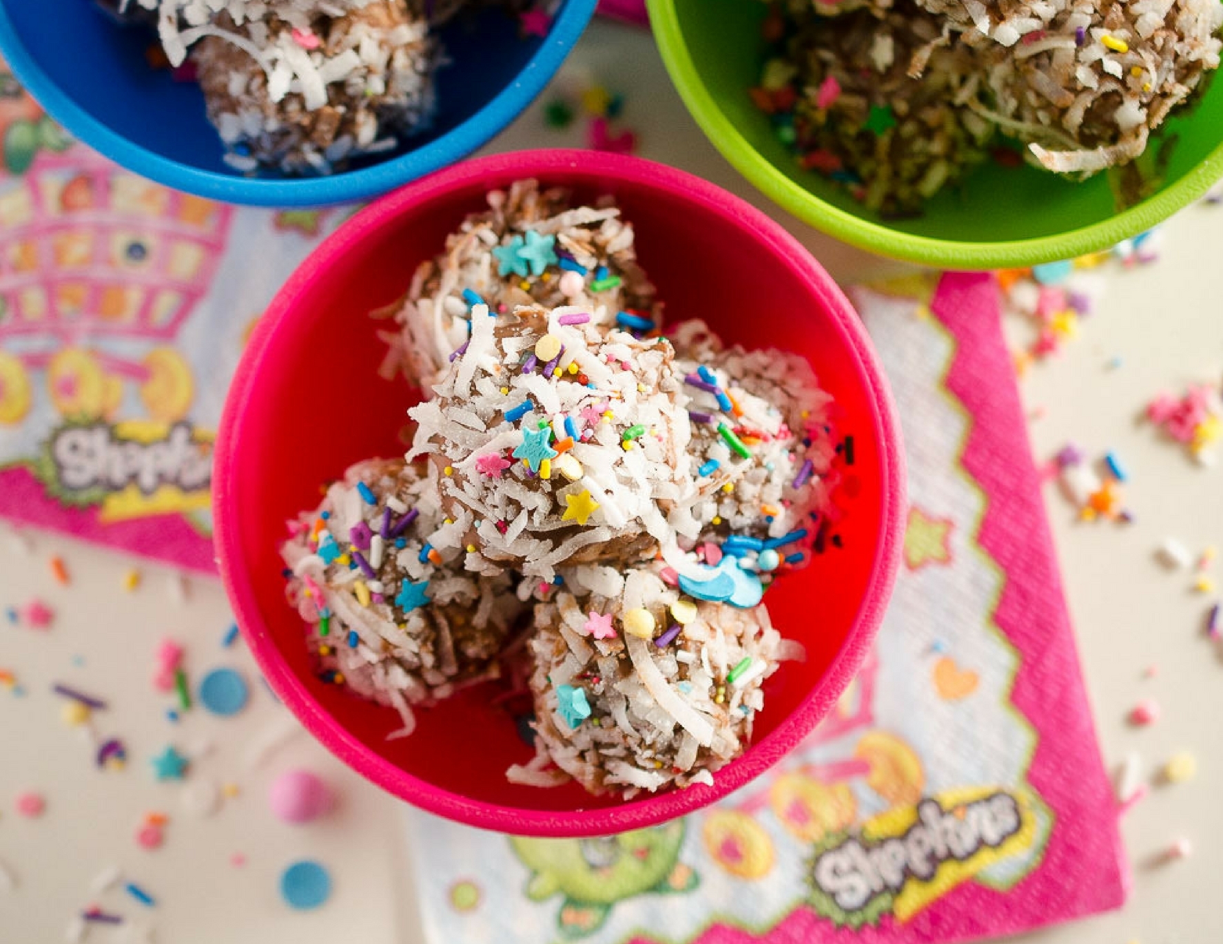 No Bake Coconut Bites | Fun365