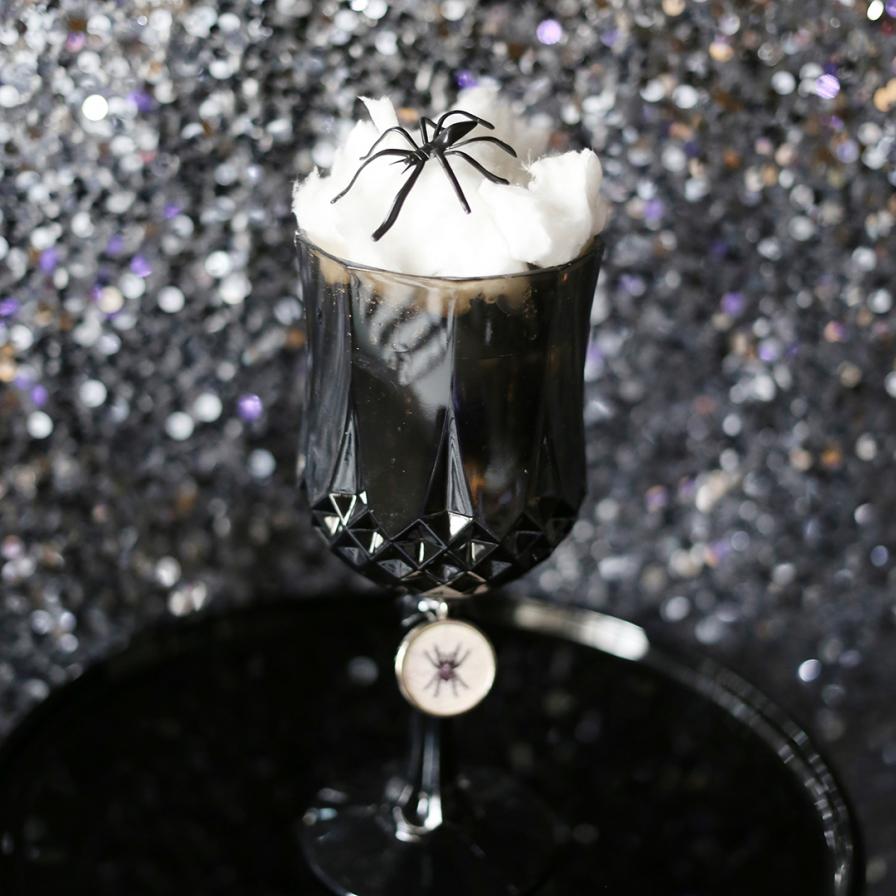 Spider Web Cotton Candy Fizz Cocktail | Fun365