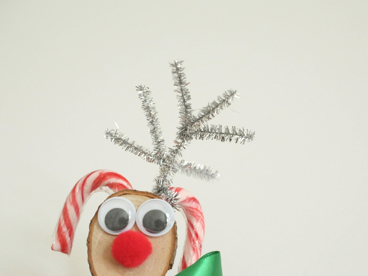 Candy Cane Reindeer Ornaments | Fun365