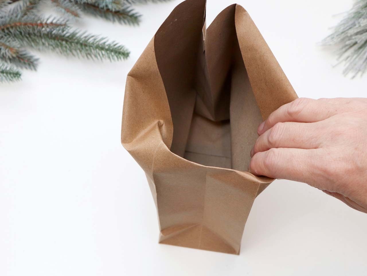 DIY Biodegradable Confetti Toss | Fun365