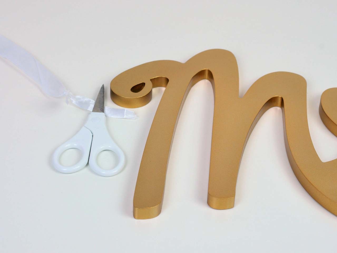 DIY Mr. and Mrs. Fur and Copper Chair Backers | Fun365