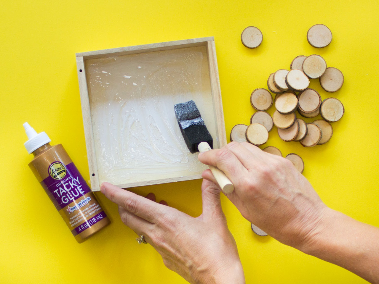 DIY Fall Leaf Shadow Boxes | Fun365