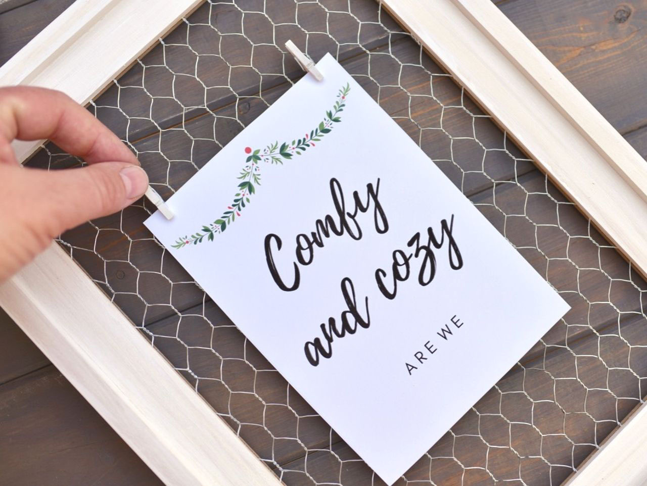 DIY Christmas Signs in 30 Minutes or Less | Fun365
