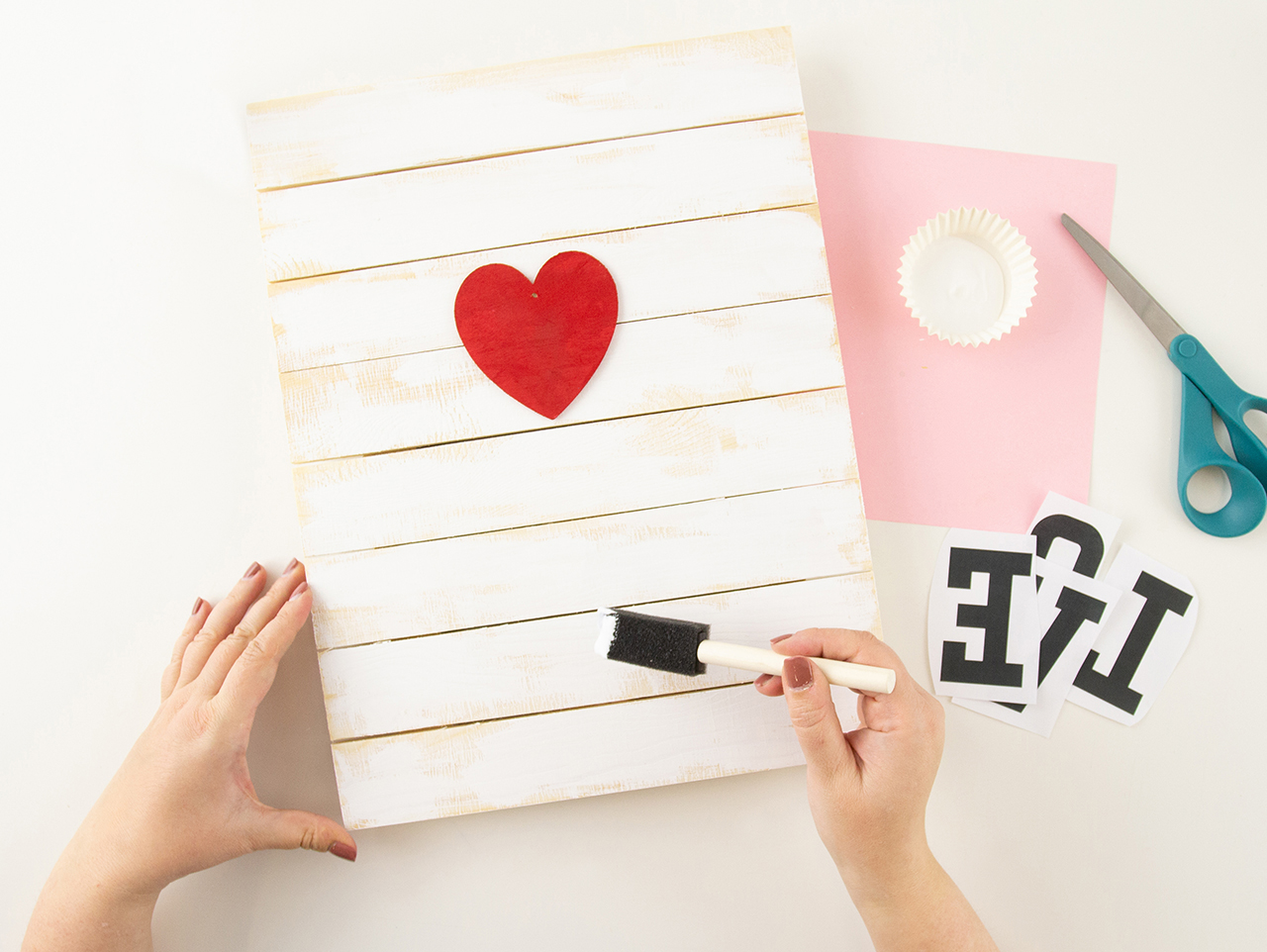 DIY LOVE Wooden Sign | Fun365