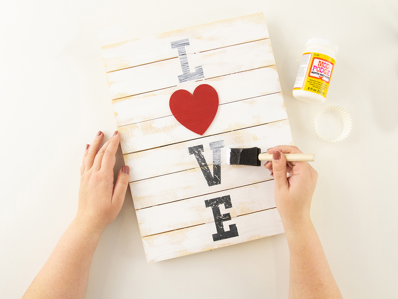 DIY LOVE Wooden Sign | Fun365