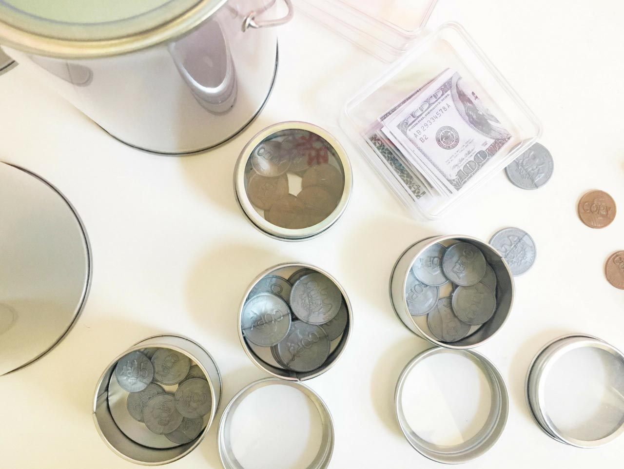 Creating Organized Money Table Kits | Fun365