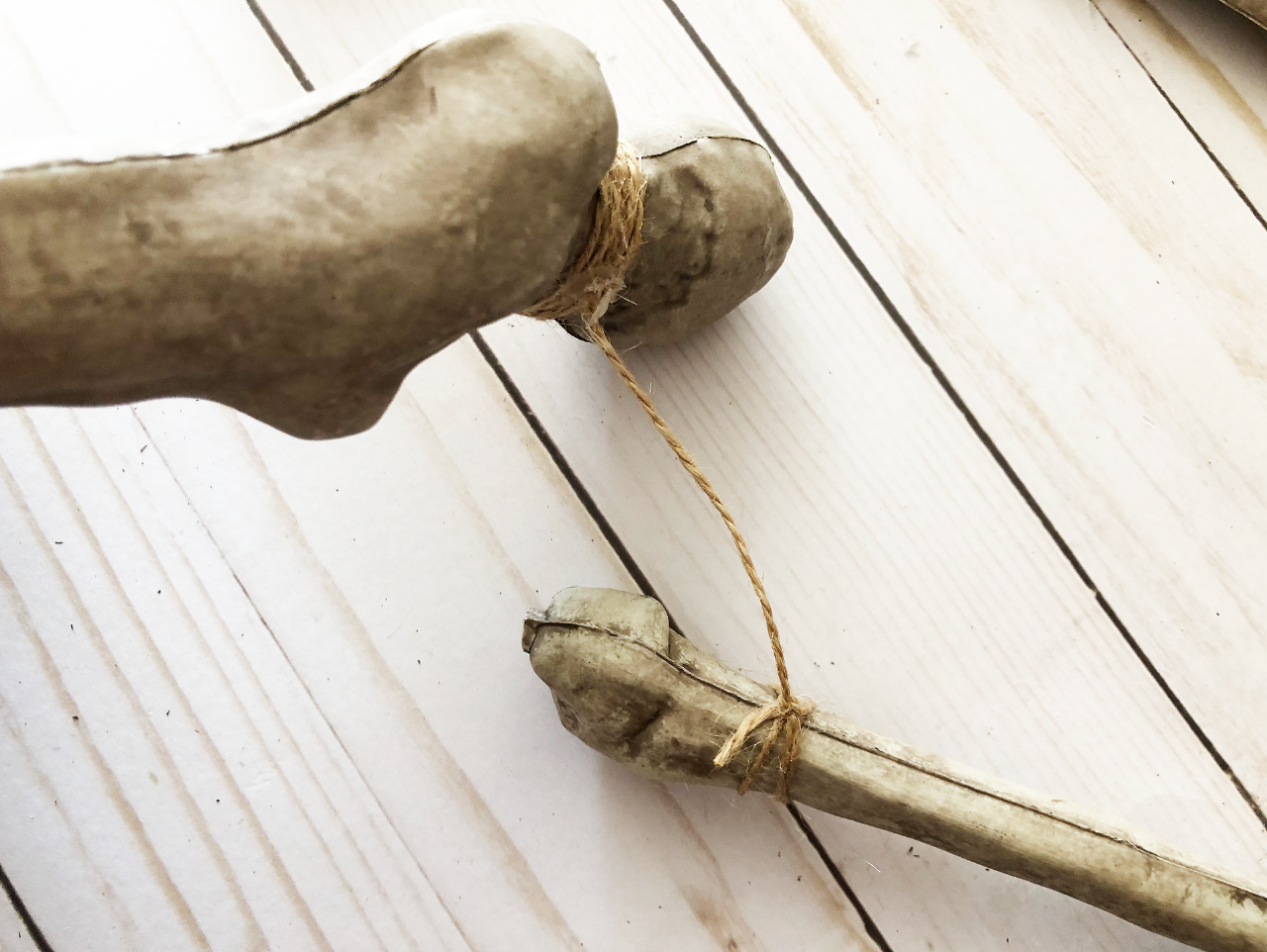 DIY Skeleton Bone Wind Chime | Fun365