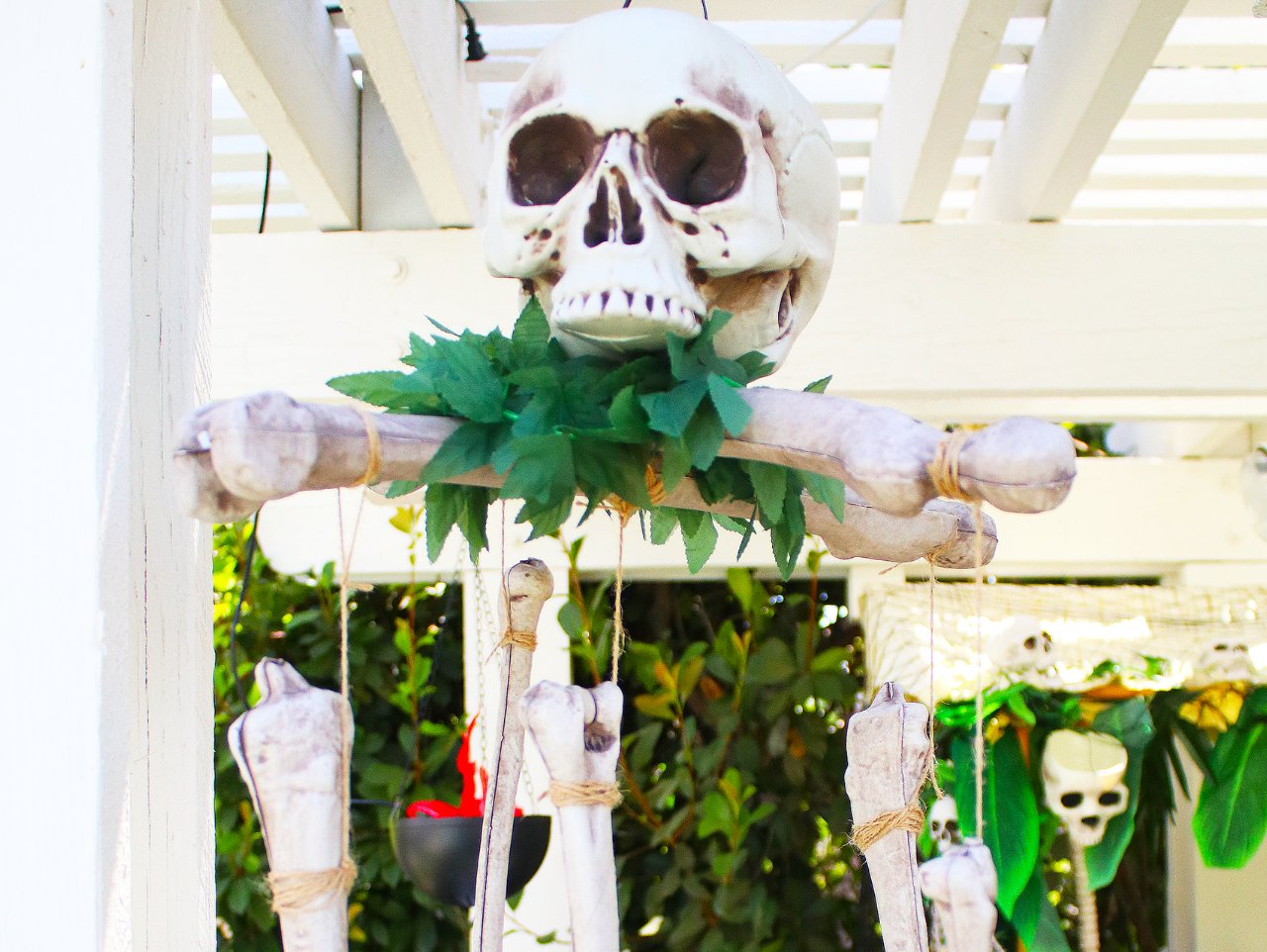 DIY Skeleton Bone Wind Chime | Fun365