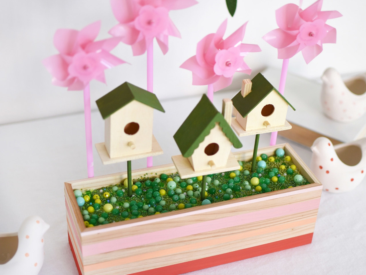 Spring DIY Birdhouse Decor | Fun365